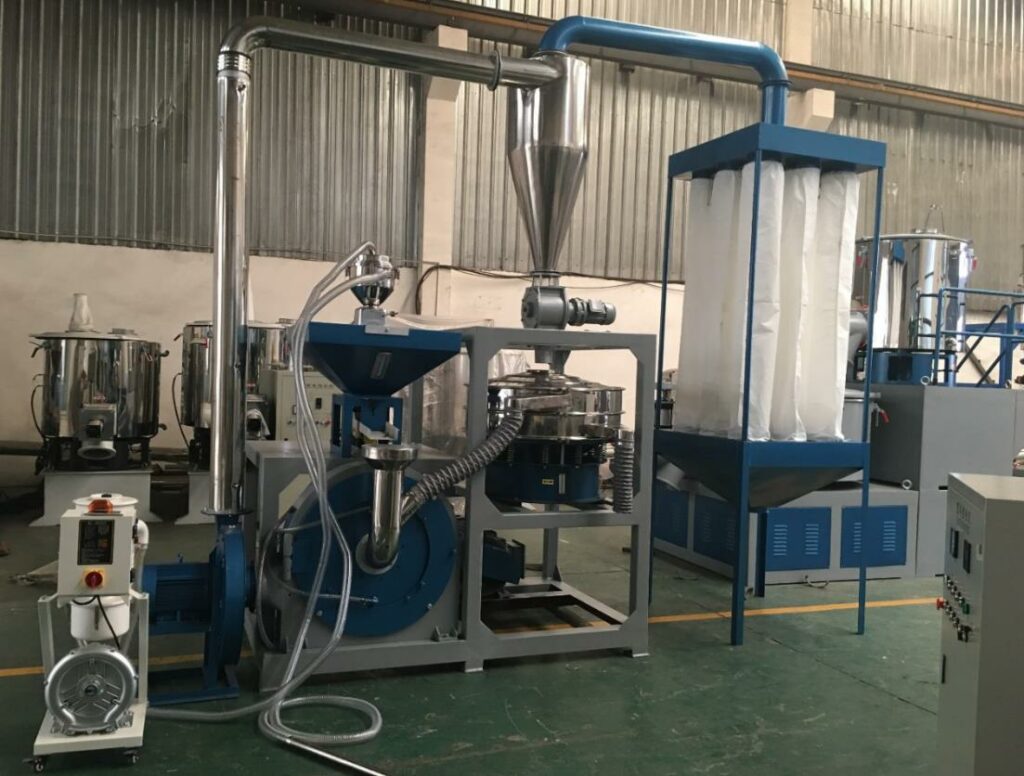 Automatic PE Flakes Pulverizer Machine Grinding Machine